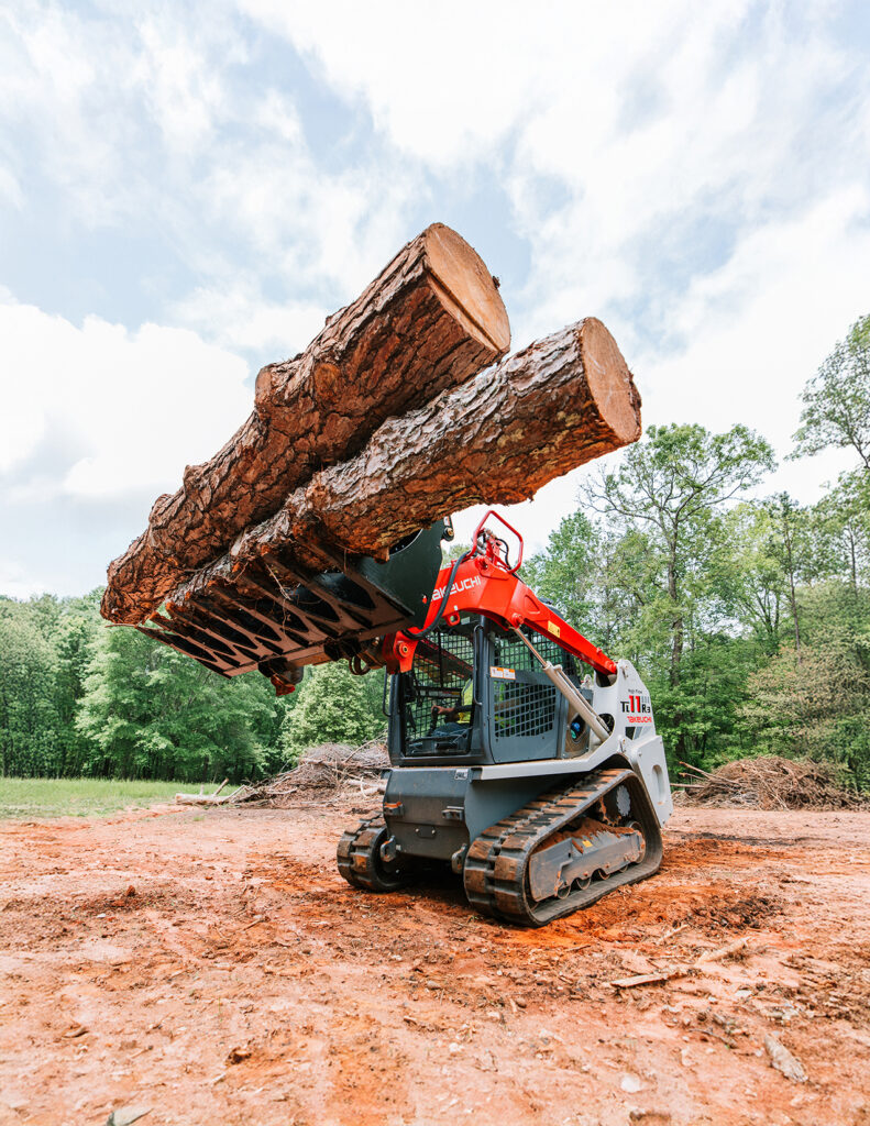 TAKEUCHI INTRODUCES NEW TL11R3 COMPACT TRACK LOADER – Takeuchi Global